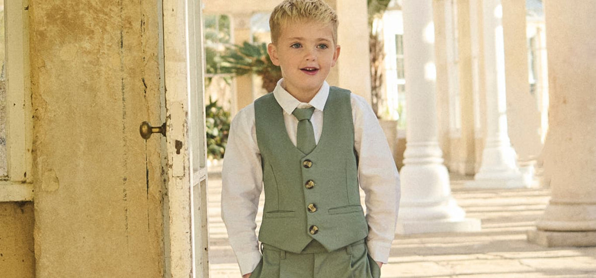 A Complete Guide to Page Boys & Their Role on the Big Day